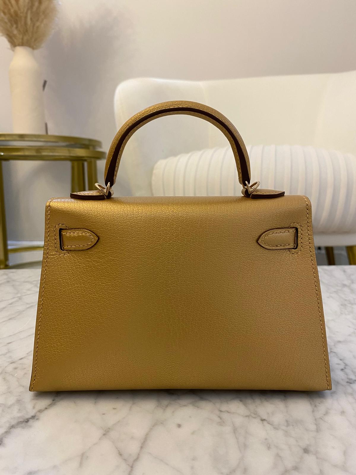 Hermés Kelly 20 Gold Metallic Doré Olympic Chèvre Chamkila Permabrass ...